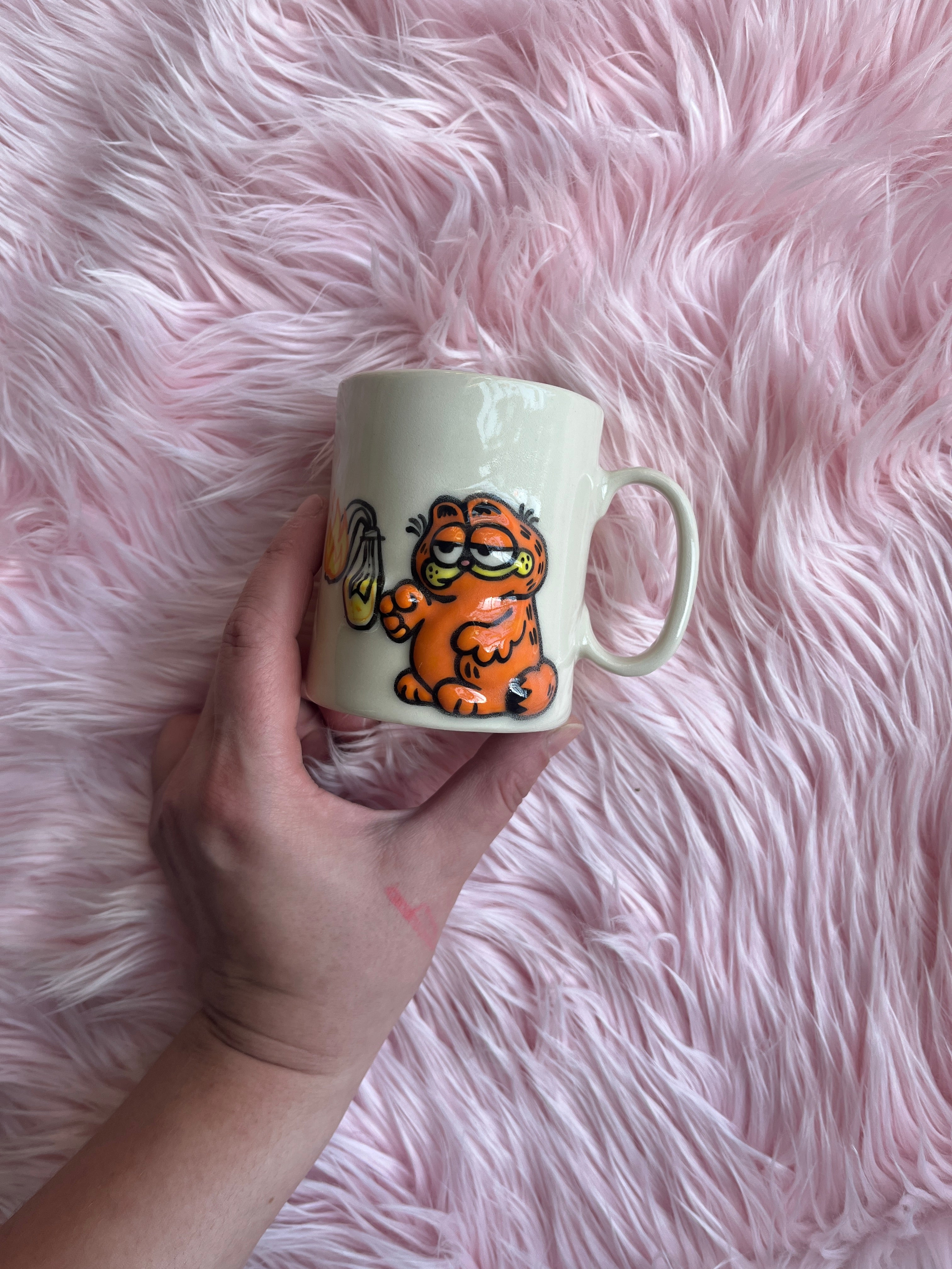 CUSTOM Bootleg Garf tall mug – Sarah Duyer