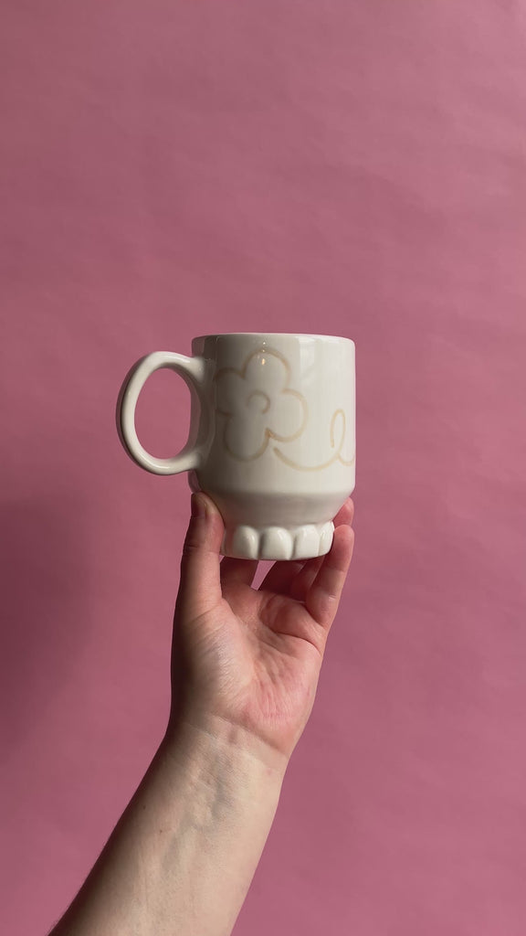 Jake’s Favorite Cup – Sarah Duyer